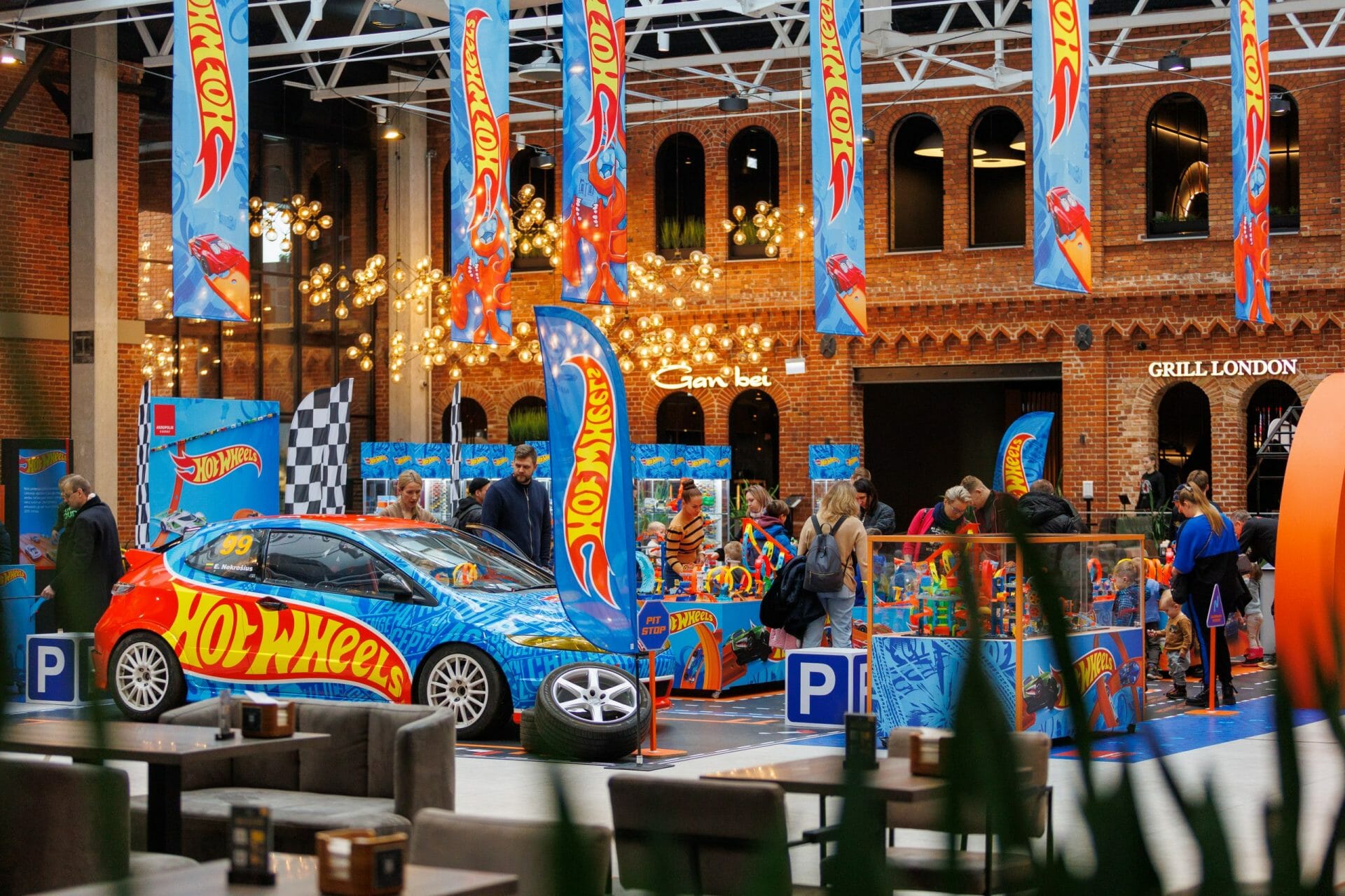 Akropolis | Kaunas x Hot Wheels 2023 – Partizanas